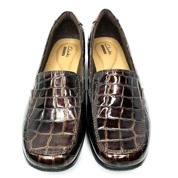 Clarks | Shoes | Clarks Womens Croc Print Slip On Loafer Size 65 M ...